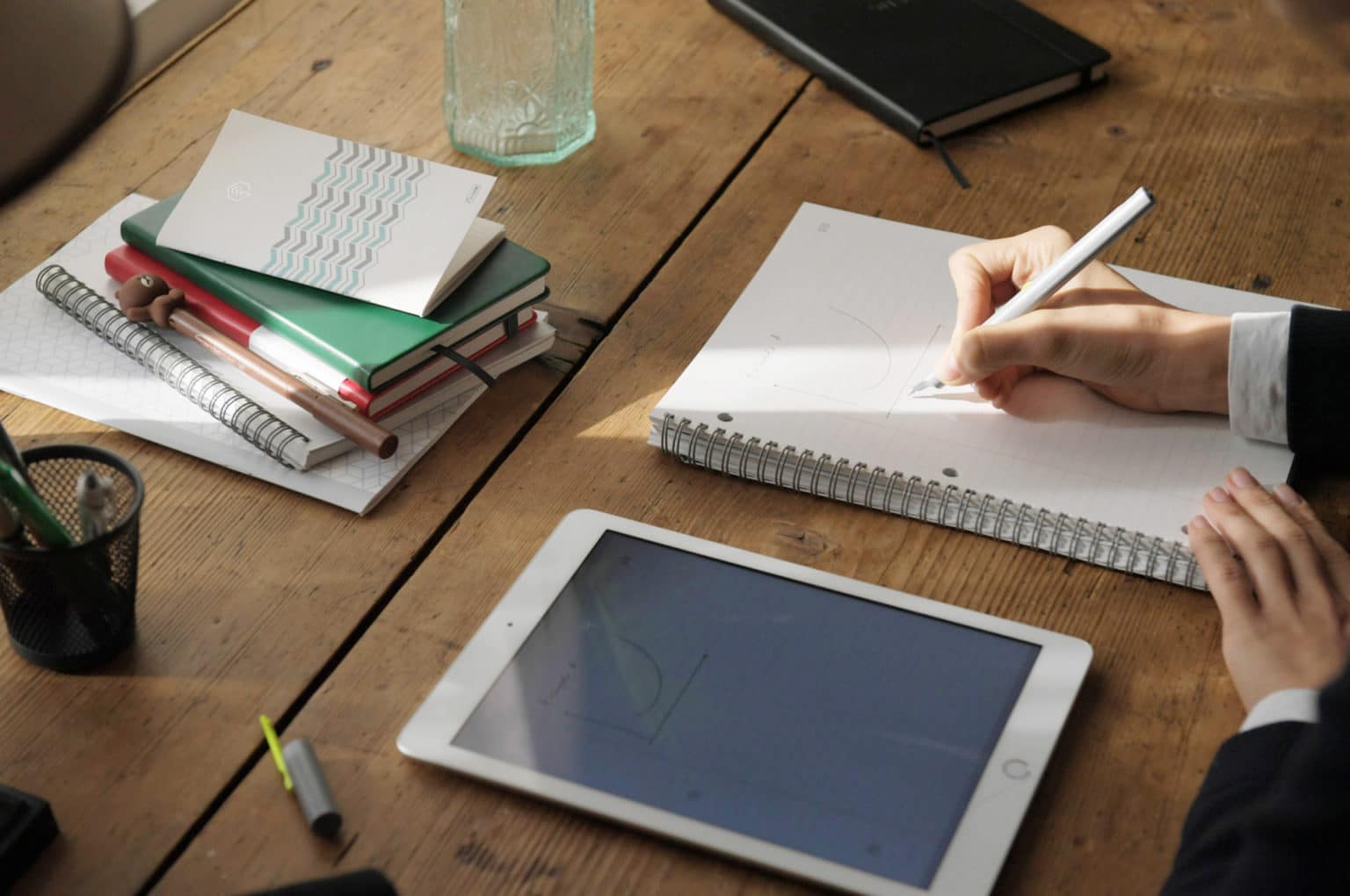 Teks Negosiasi: Ciri-Ciri, Jenis, Struktur dan Contohnya | TheMoonDoggies